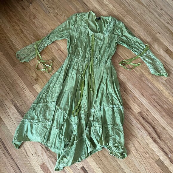 Dresses | Flowy Green Picnic Dress | Poshmark
